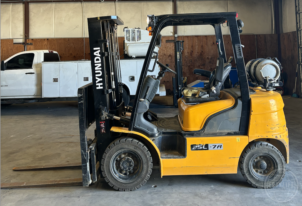 2020 Hyundai 25L-7A - Forklift Exchange, Inc.