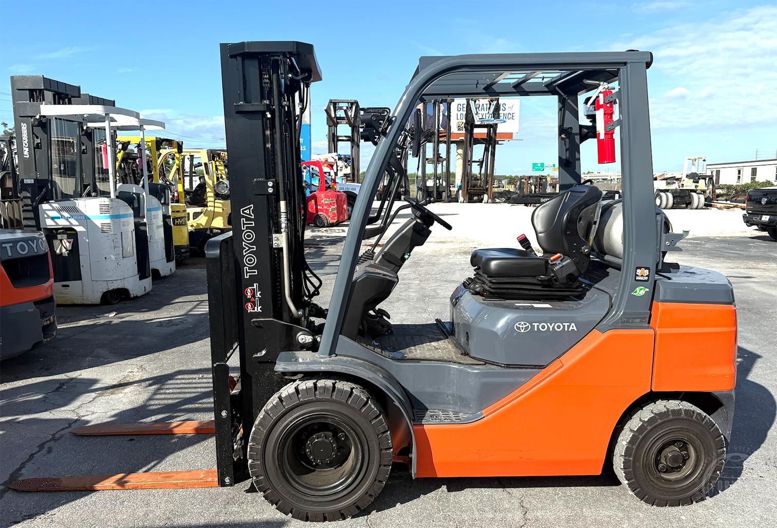 2023 Toyota 8FGU25 - Forklift Exchange, Inc.
