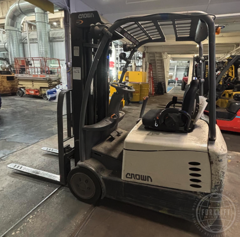 2016 Crown SC5225-30 - Forklift Exchange, Inc.